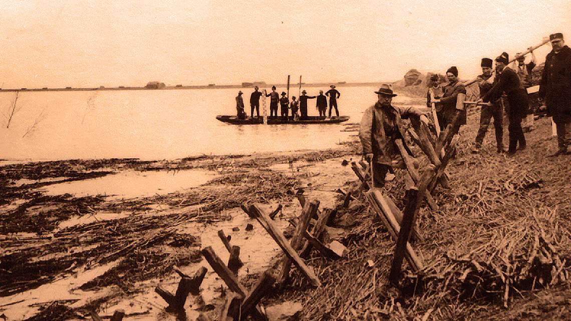 Regulating the flow of the Tisza River